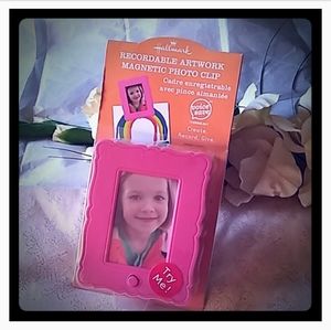 Hallmark | Accents | Hallmark Recordable Artwork Magnetic Photo Clip ...
